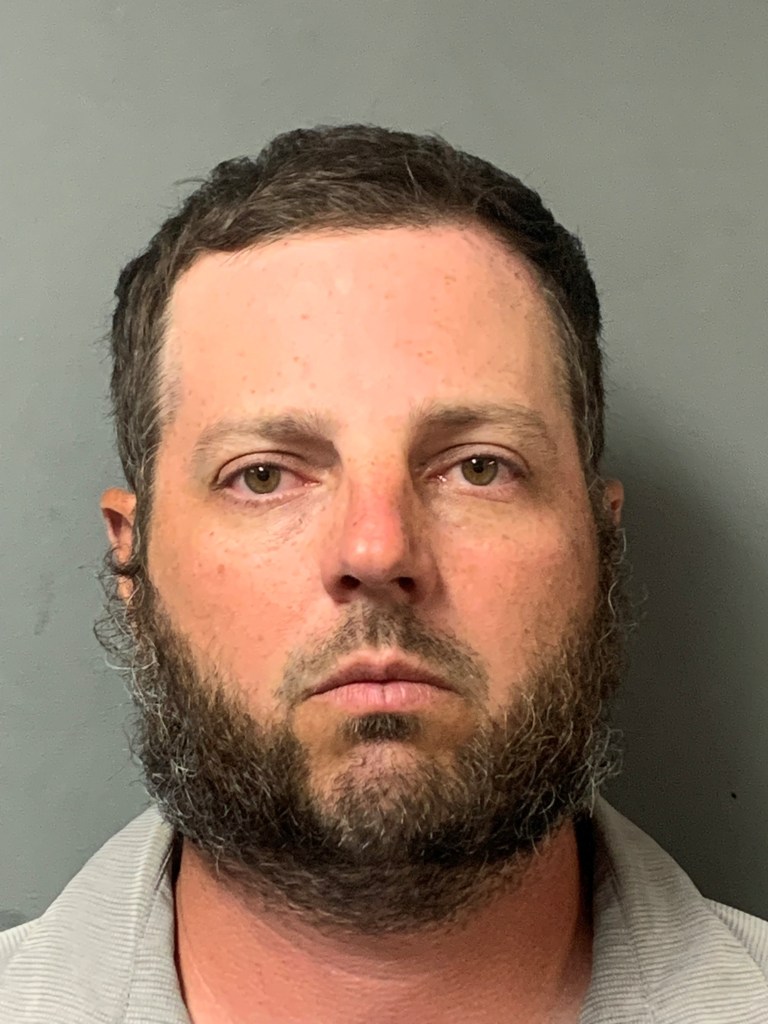 Drunk boater injures child, drunk driver near-miss head-on collision ...