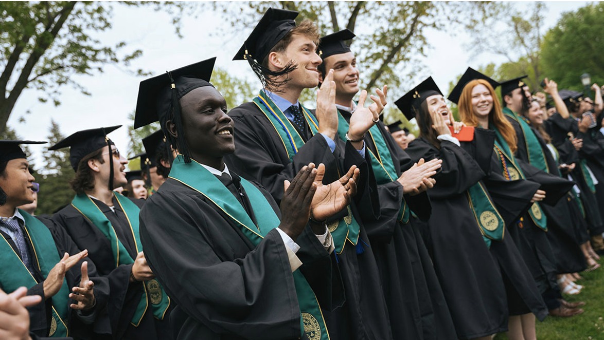 To help grads remember, UVM commencement speaker spells out V-E-R-M-O-N ...