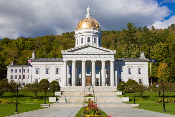 Scott vetoes hospital cost control bill - Vermont Daily Chronicle